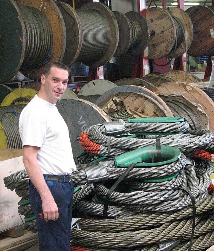 Steel cable installation | Mennens Belgium